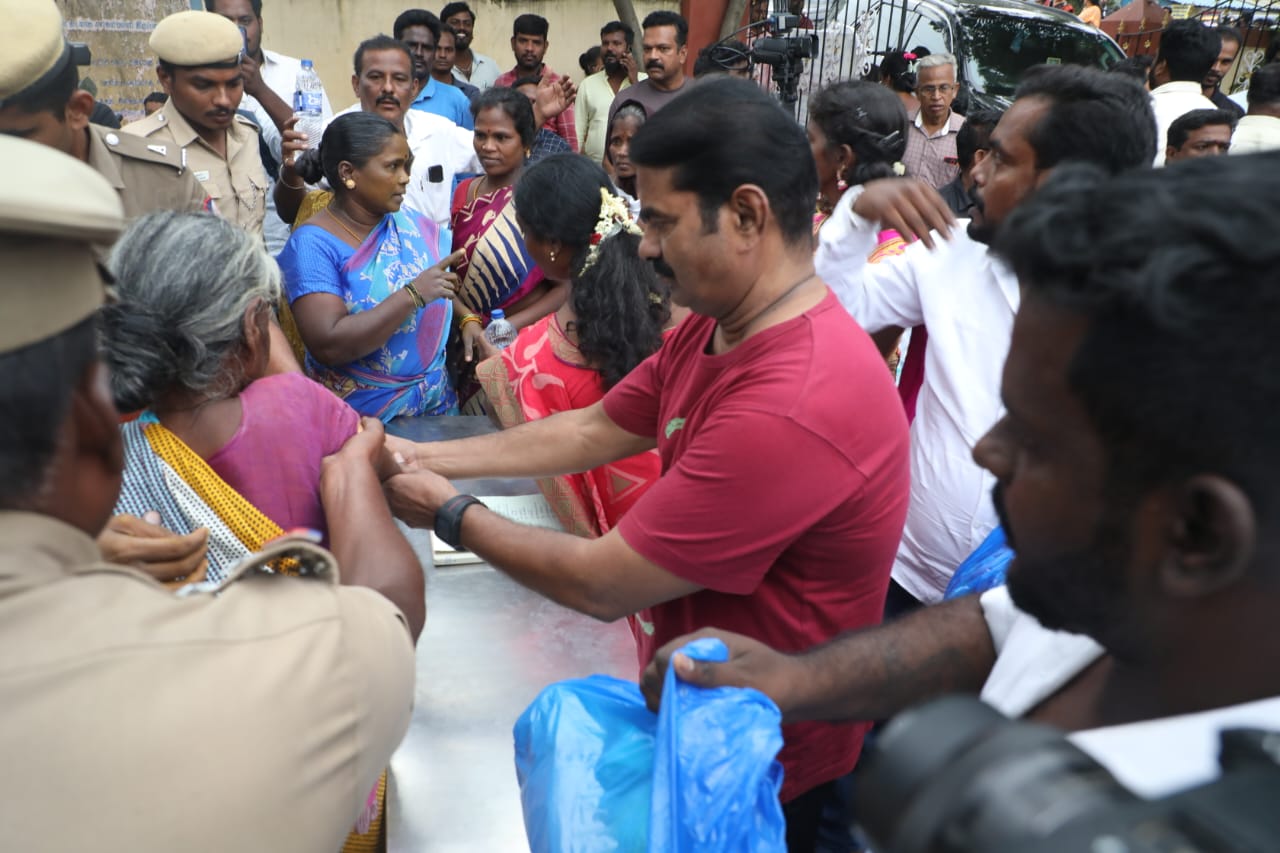 மிக்ஜாம் புயல் துயர்துடைப்புப் பணி: ஆவடி தொகுதியல் பாதிக்கப்பட்ட ...